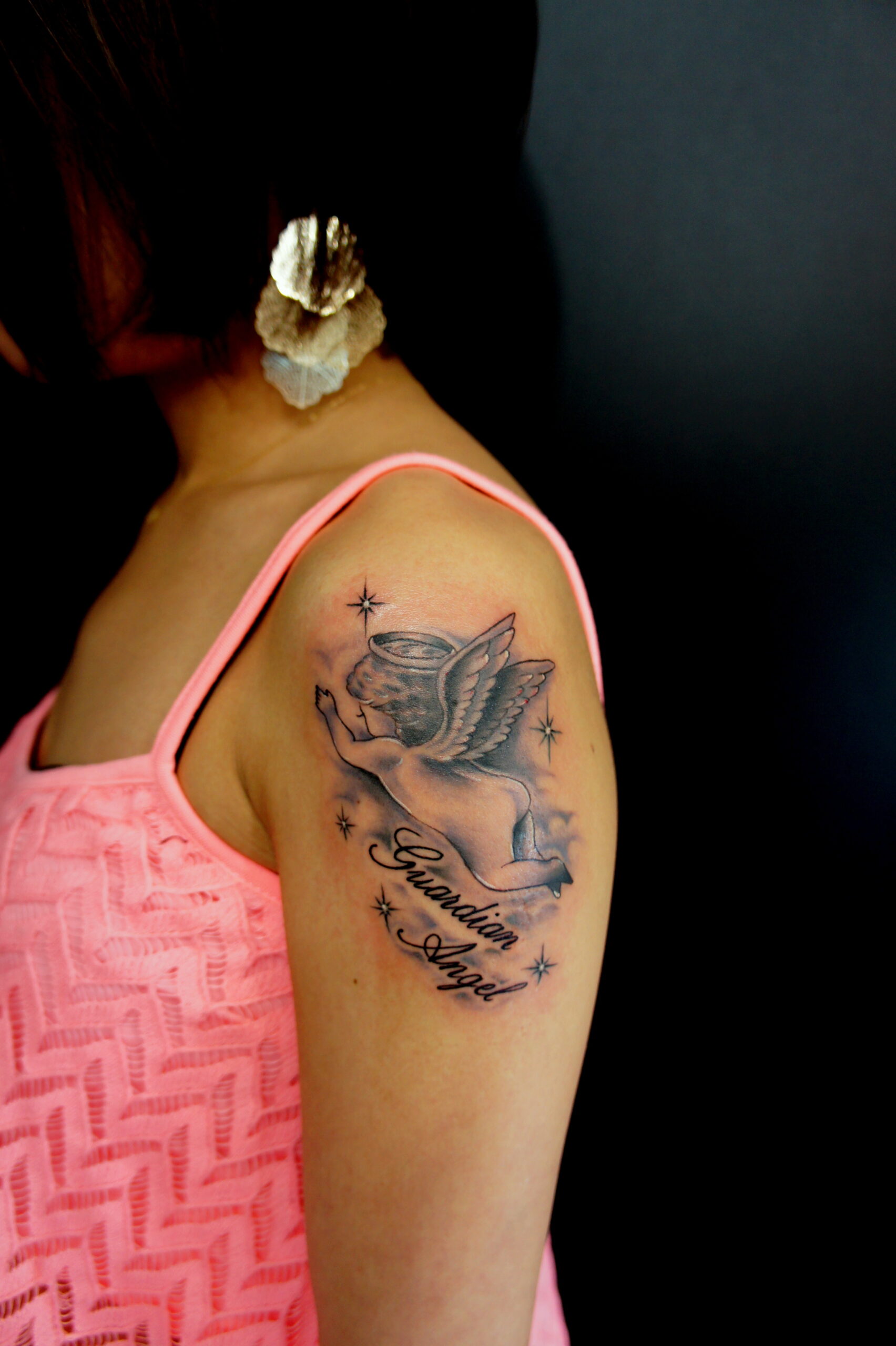 ティックトックで10万人が見た話題のタトゥースタジオ - ティックトックで10万人が見た話題のタトゥースタジオ